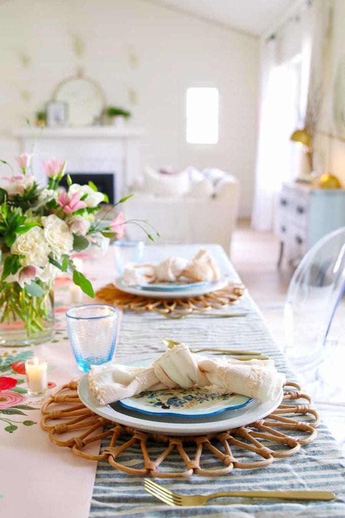 Boho Farmhouse Spring Decorating Ideas - Modern Glam