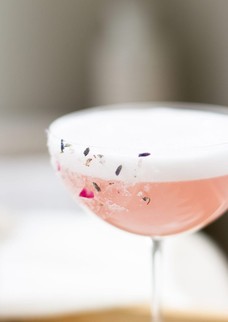 10 Favorite Spring Drink Recipes for Entertaining - Modern Glam