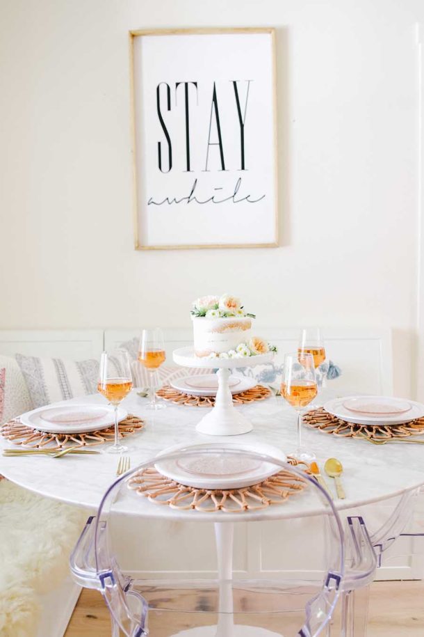 Simple And Romantic Spring Table - Modern Glam