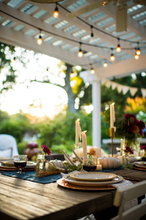 Outdoor Fall Tablescape - An Autumn Harvest Table - Modern Glam