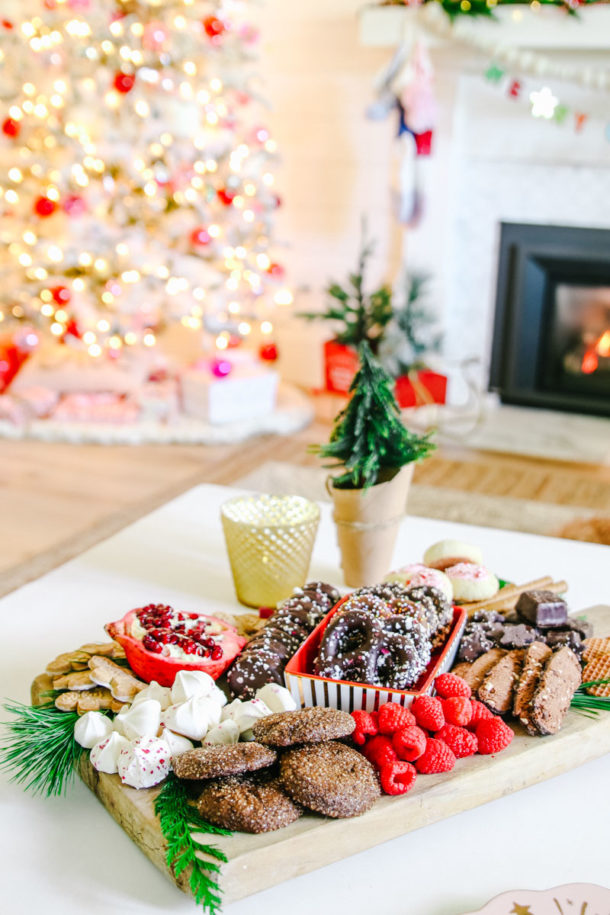 Christmas Cookie Dessert Board - Modern Glam - Holidays