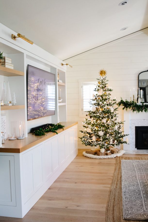 Christmas Home Tour 2020 - Simple Natural Holiday - Modern Glam
