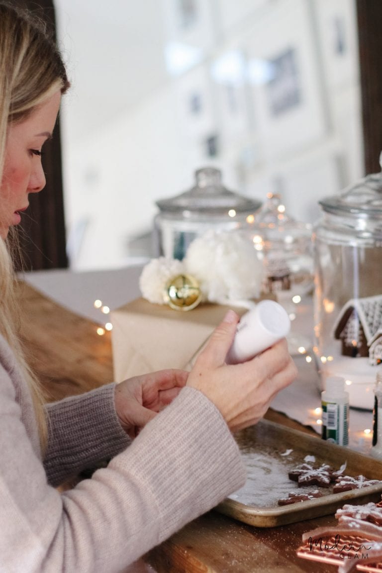 Natural Gift Wrapping For The Holidays - Modern Glam