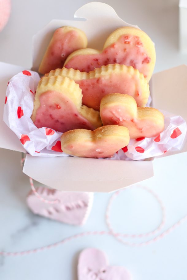 How To Package Cookies For Gift Giving - Modern Glam