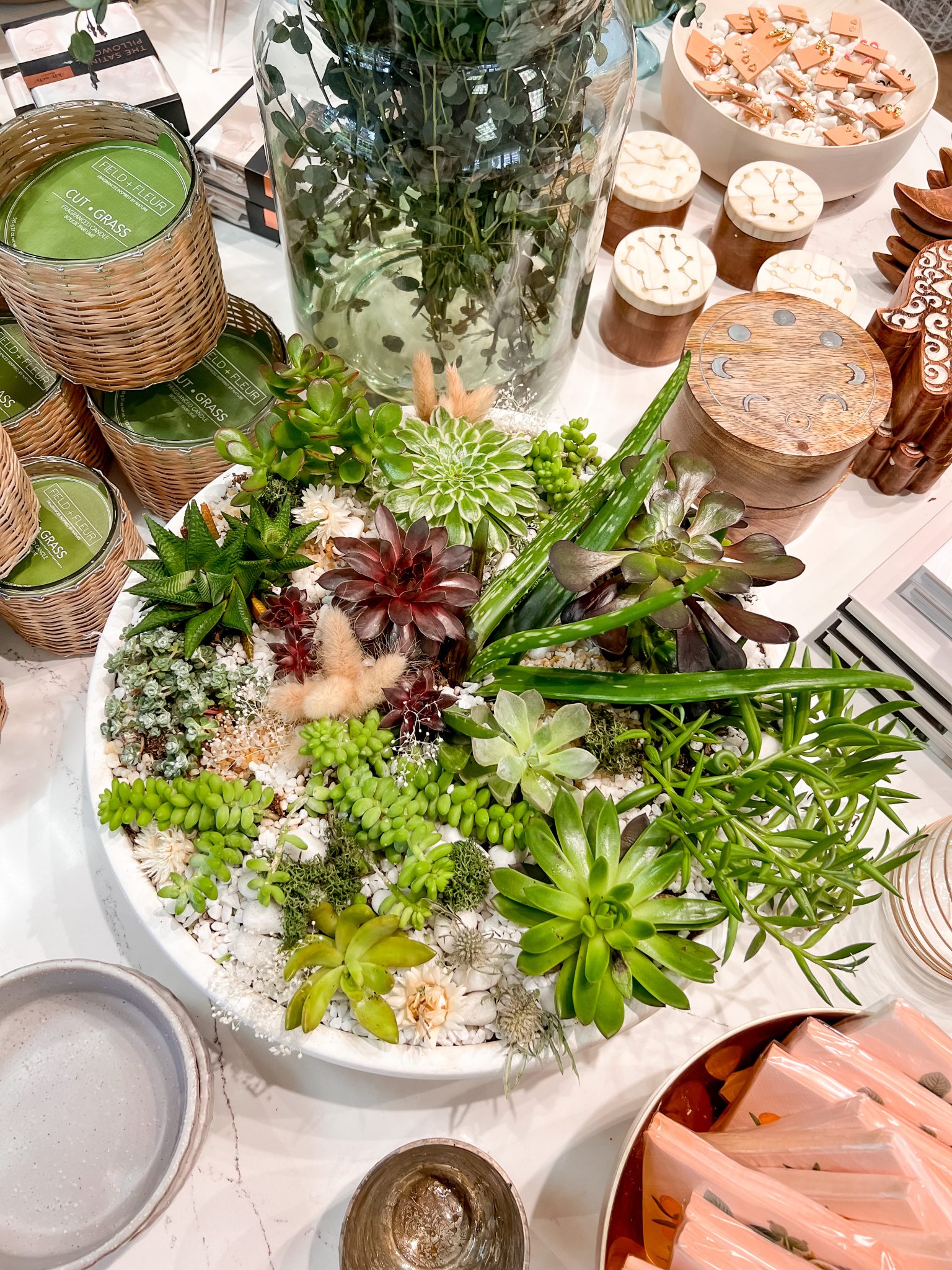Spring Home Decor Trends for 2022 and What I Love - Modern Glam